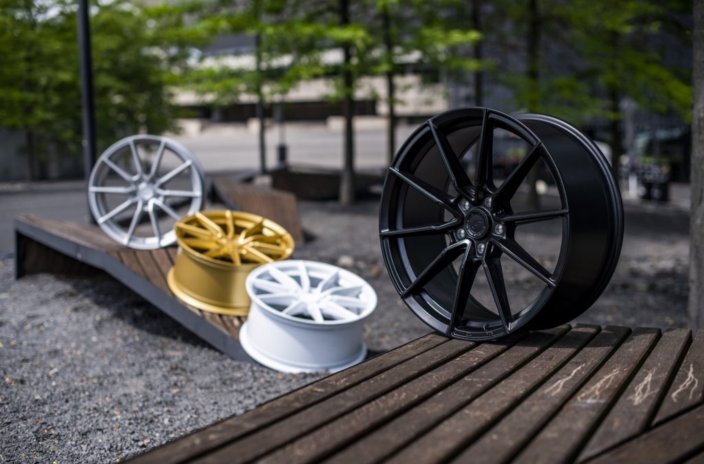 Nuevas llantas ligeras Japan Racing JR SL02. | Selcus Wheels